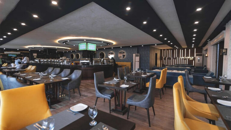 Top 10 Restaurants on MM Alam Road, Lahore